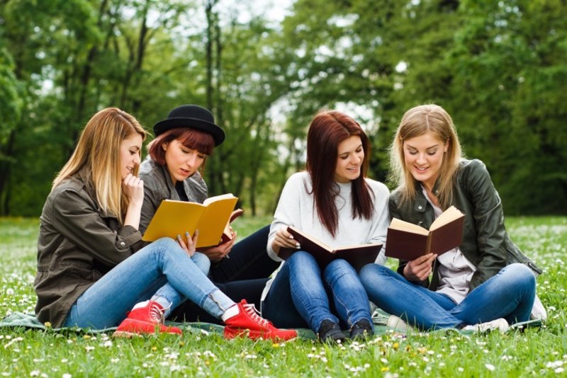 Claves Para Fomentar La Lectura En La Adolescencia